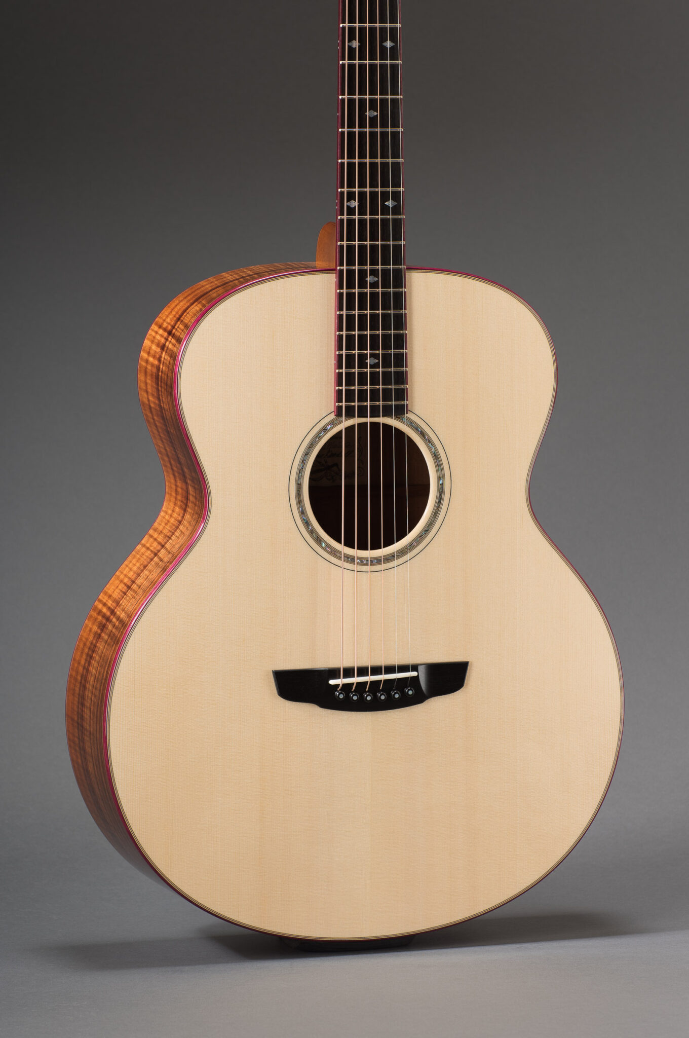 Jumbo Baritone Model – Goodall Guitars